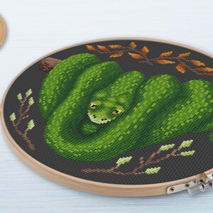 Green Snake Cross Stitch Pattern PDF, Green Tree Python Cross Stitch ...