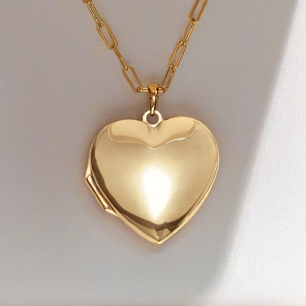 14 K White Gold Heart Locket Necklace - Etsy