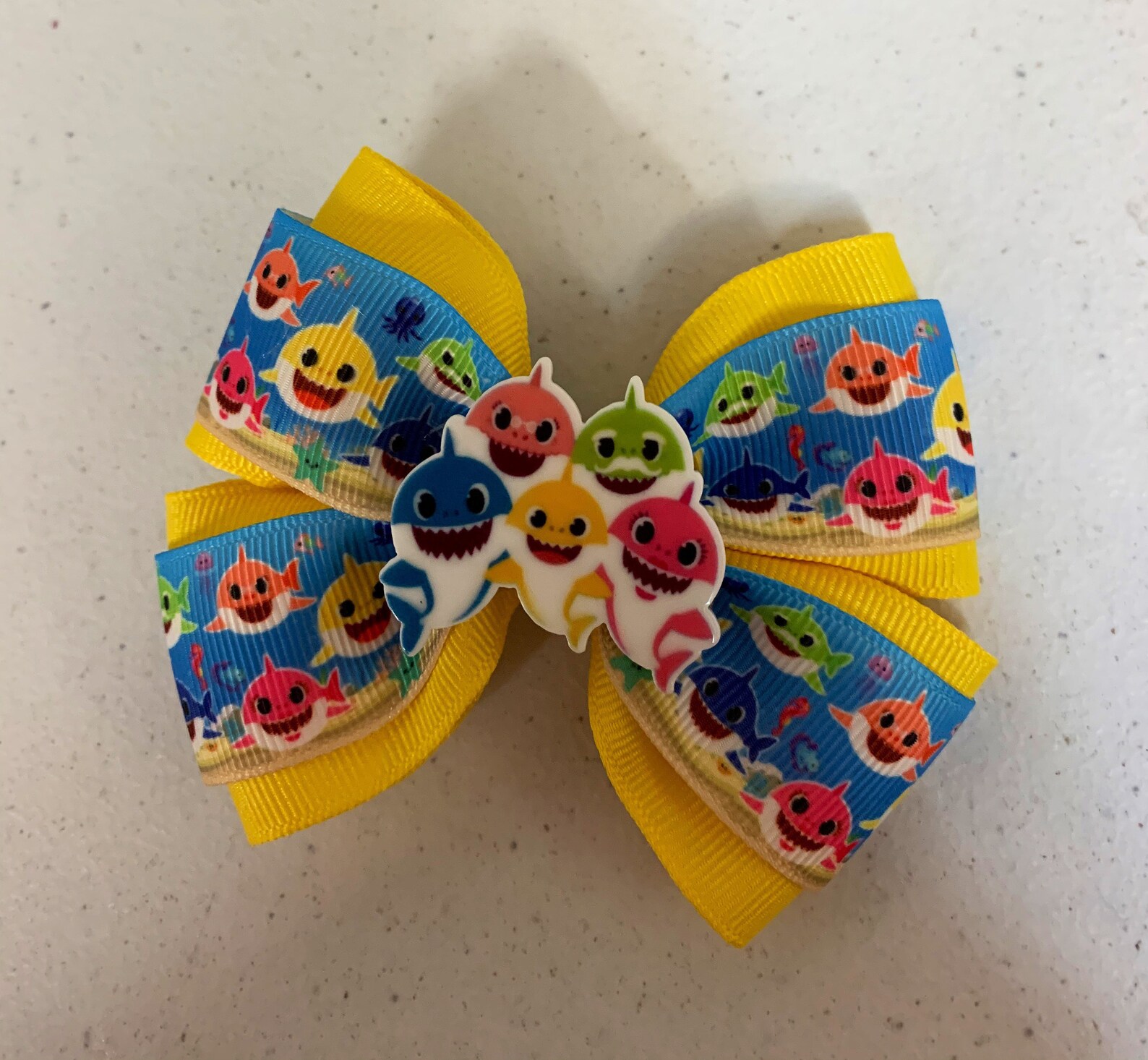 Baby Shark Bow - Etsy