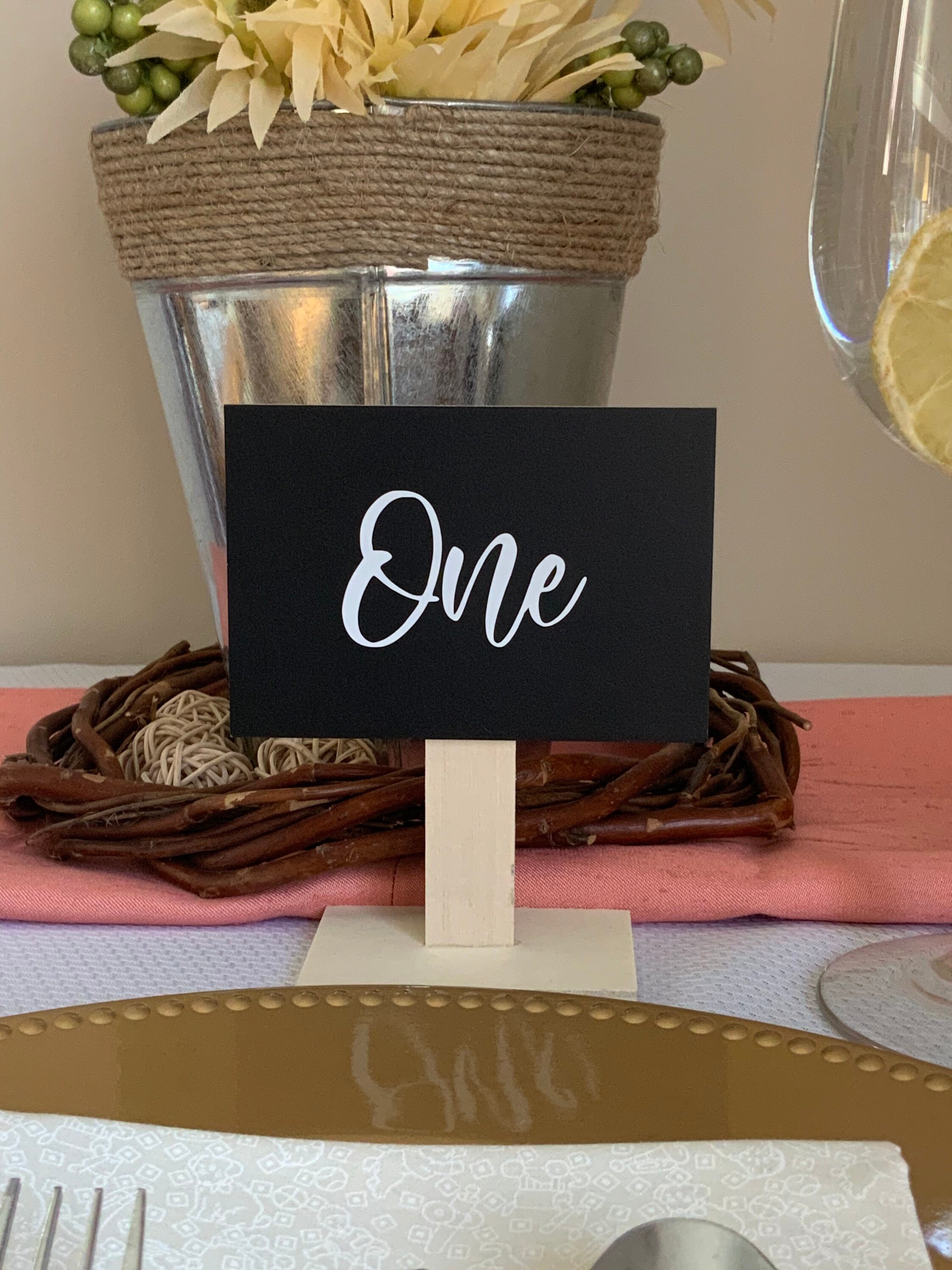 Números de mesa rústicos letreros de mesa de eventos | Etsy