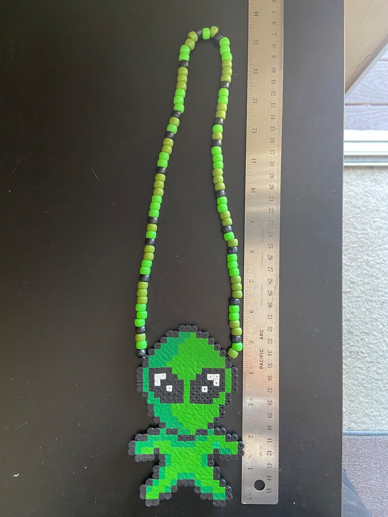 Alien Perler Necklace - Etsy