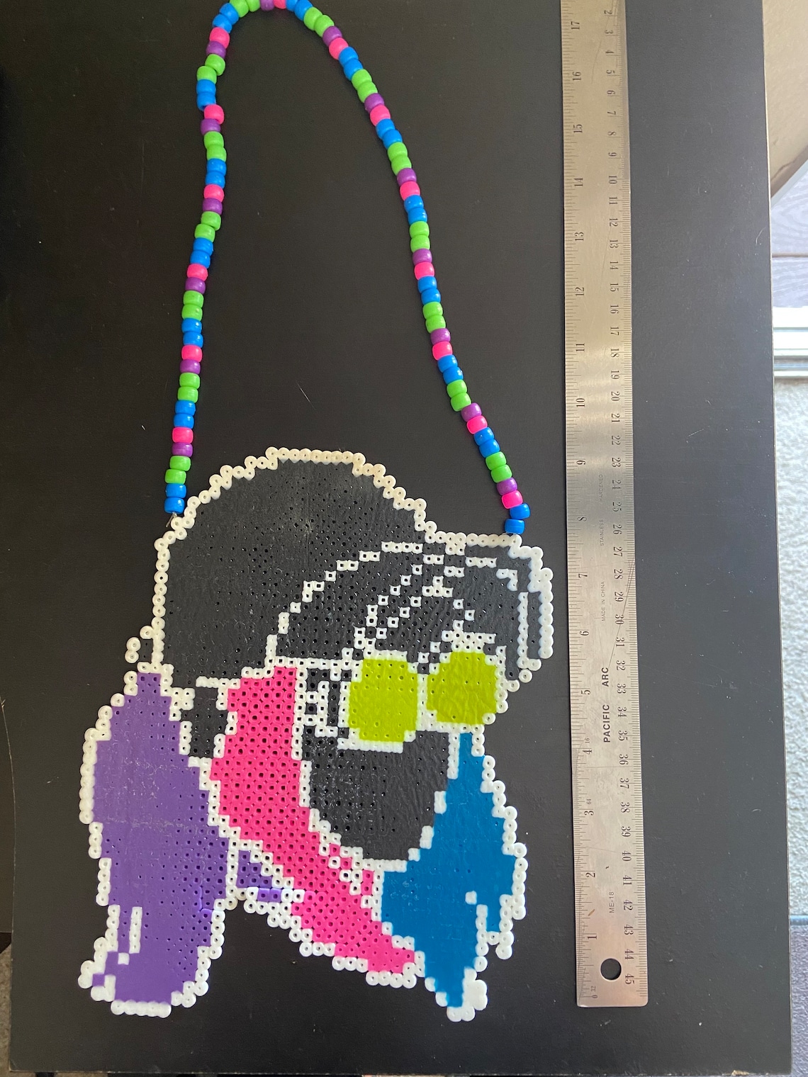 Rezz Perler Necklace - Etsy