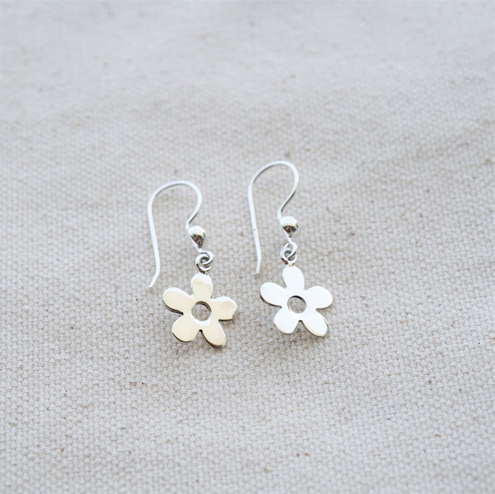 Sterling Silver Flower Earrings - Etsy