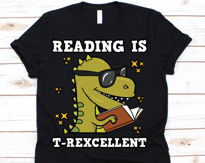 Funny Dinosaur Shirt the Saurus Thesaurus Knows All the Words T-shirt ...