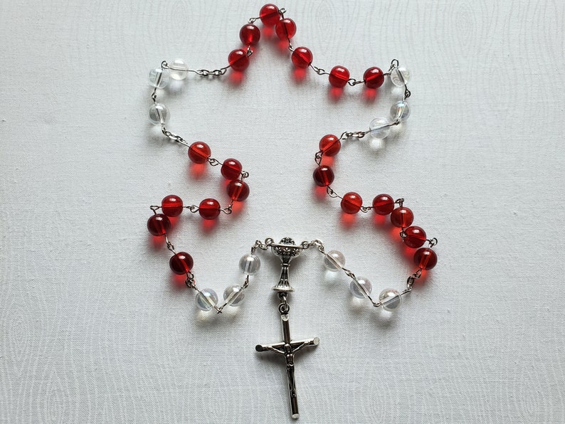 Catholic Chaplet of Adoration With Prayer Card - Etsy