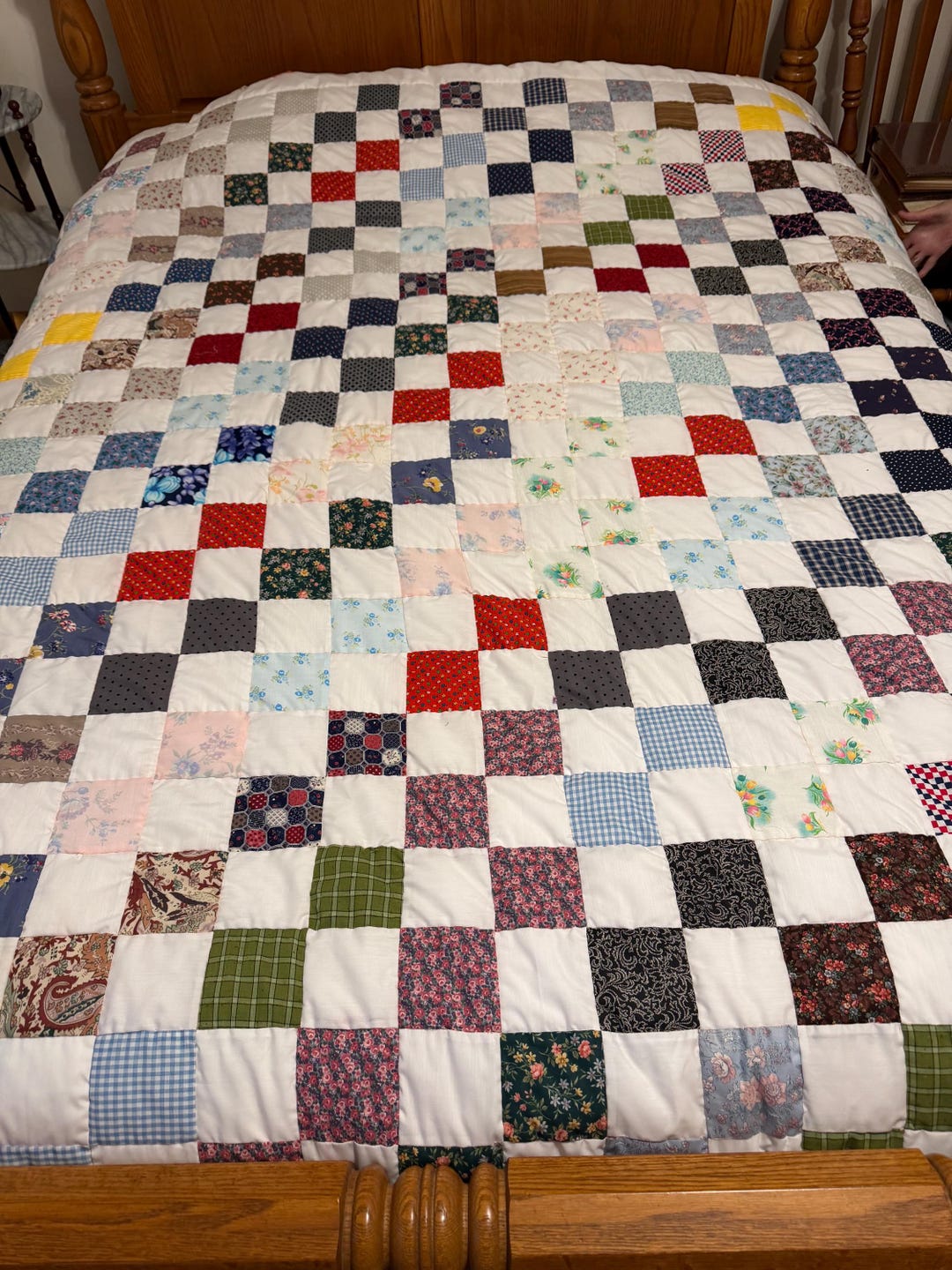 New Handmade Patchwork Quilt With White Squares Surrounded by so Many ...