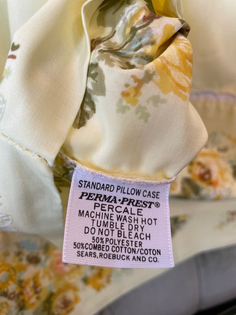 Vintage Pair of 1970’s Banana Taffy Yellow Colored Floral Pillowcases ...