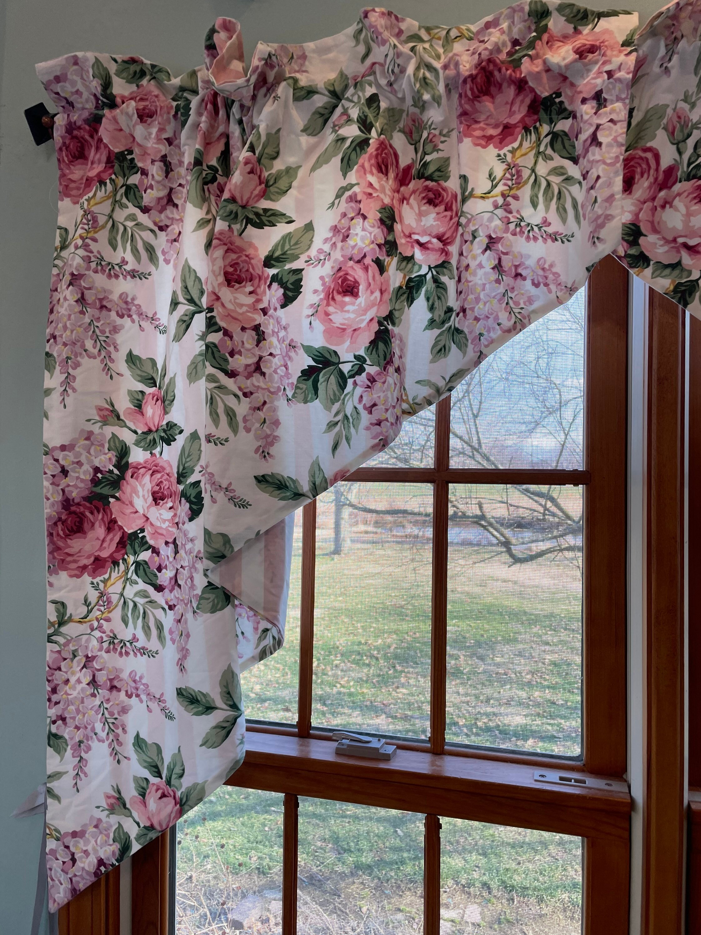 Choice of Shabby Chic Roses Balloon Valance Pair or Reversible Stripe ...