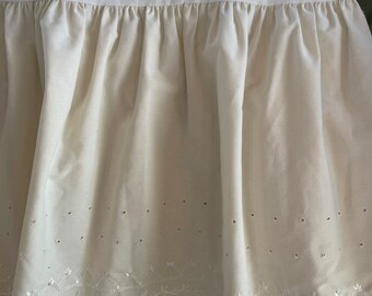 Lace Dust Ruffle - Etsy