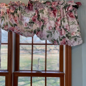 Choice of Shabby Chic Roses Balloon Valance Pair or Reversible Stripe ...