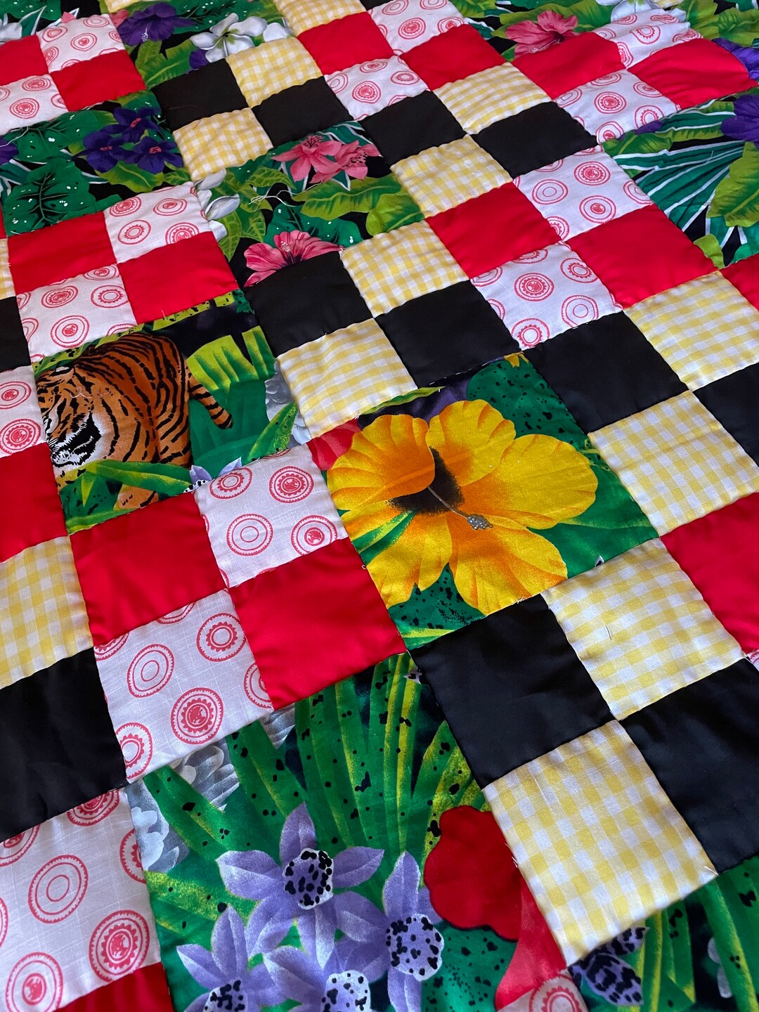 Handmade Patchwork Quilt With Colorful Tropidelic Island Vibe Queen ...