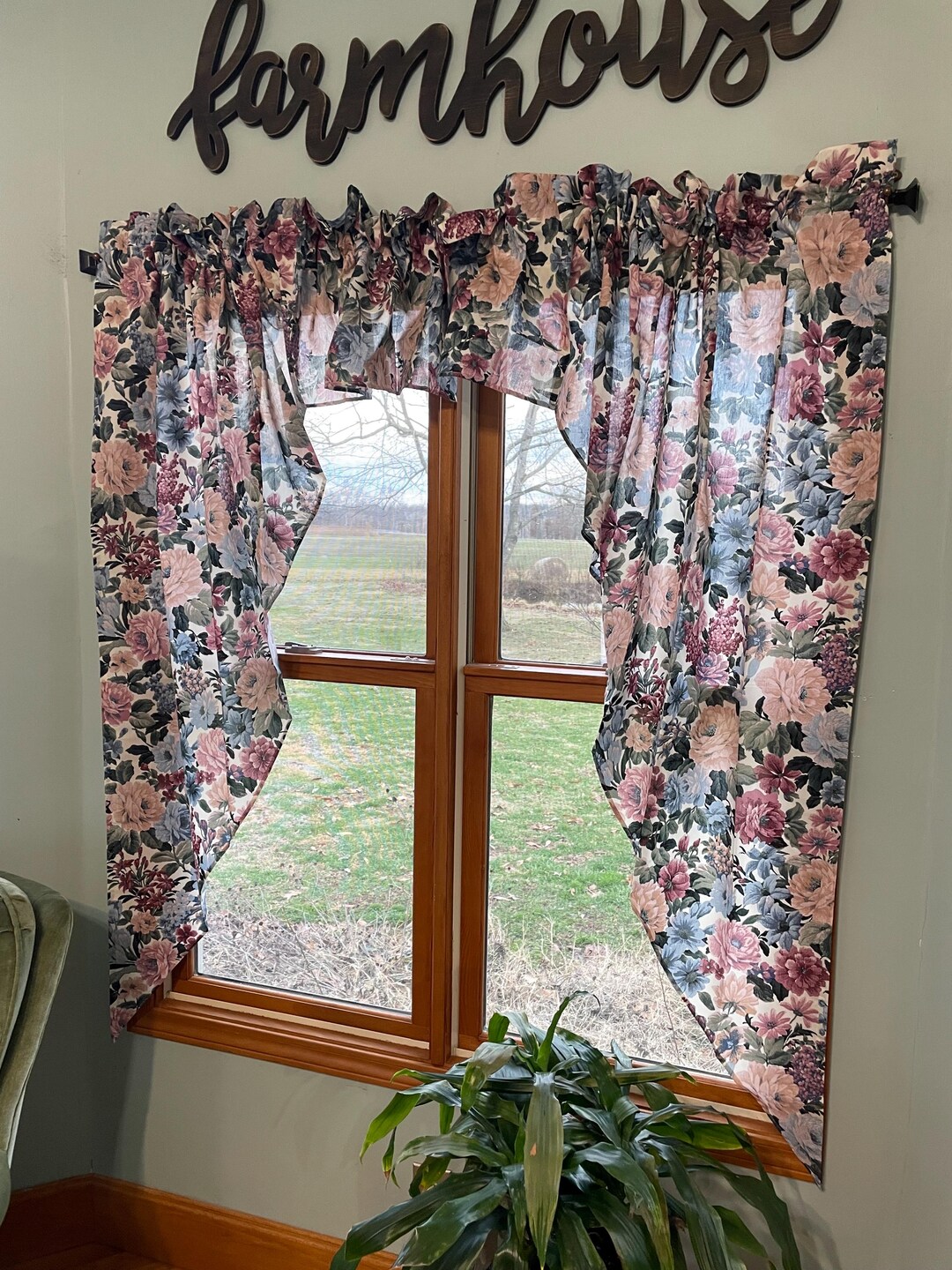 Vintage Jabot Curtain Swags With Valance Set of 3 Pieces in Beautiful ...