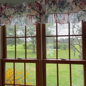 Vintage 1980’s Shabby Chic Cottagecore Priscilla Curtain Panels With ...