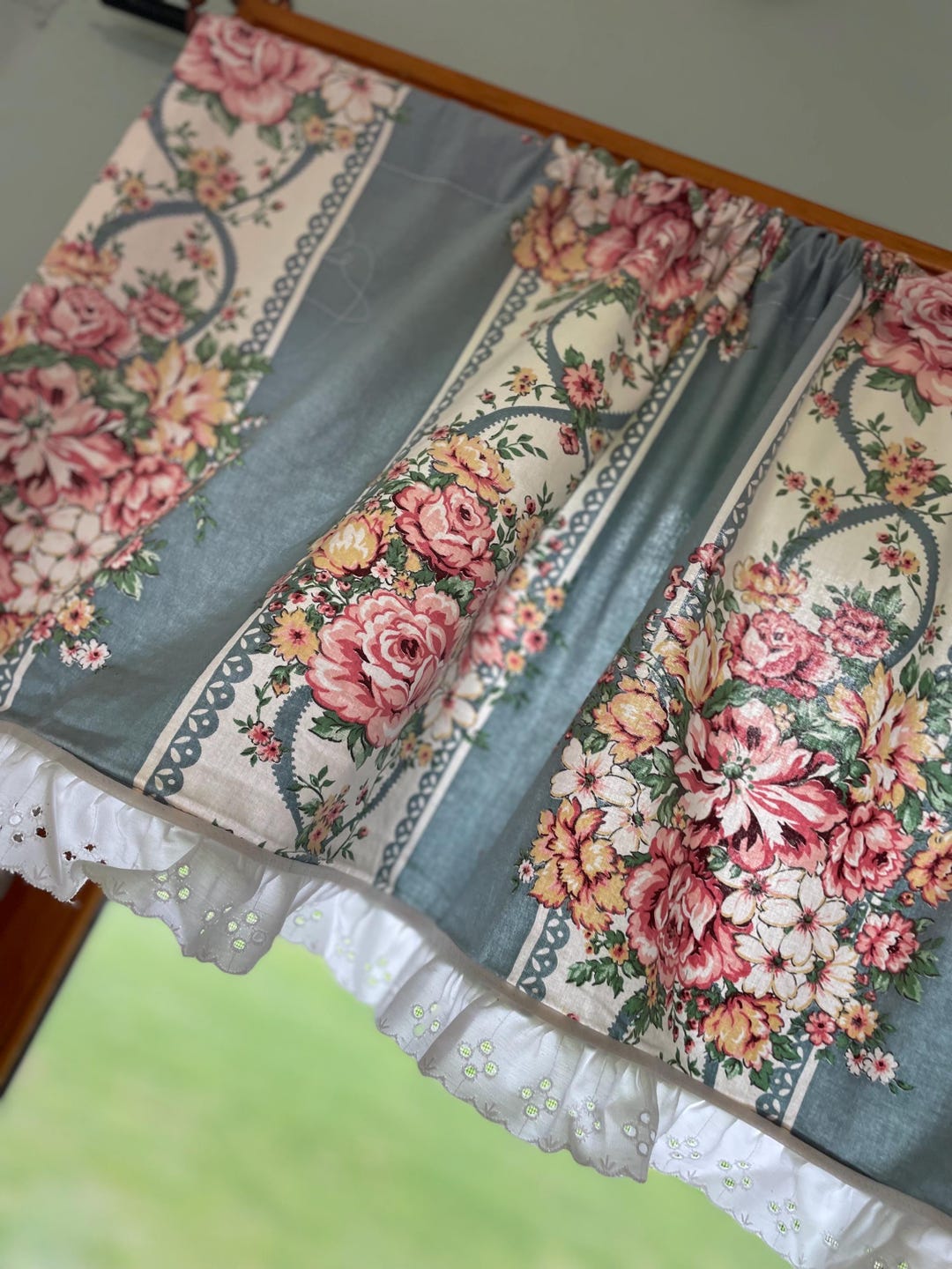 Vintage 1990’s Blue Floral Valance (s) With Ruffle of Eyelet Lace Trim ...