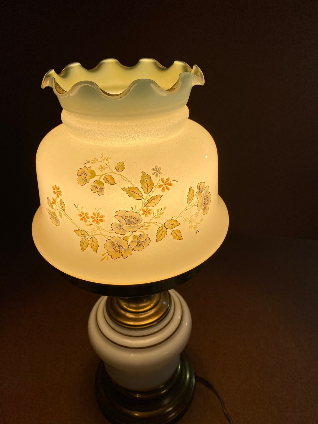 Vintage Milk Glass Flower Design Table Lamp With Bottom Night Light. - Etsy