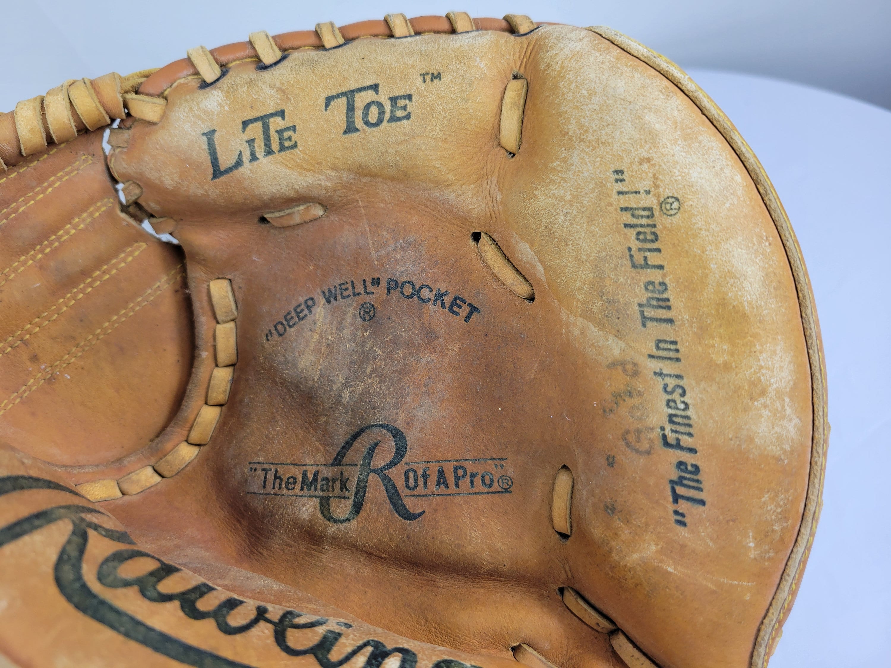 Rawlings 100% Nylon RCM 45 Lite Toe Baseball Catchers Mitt Size Medium ...