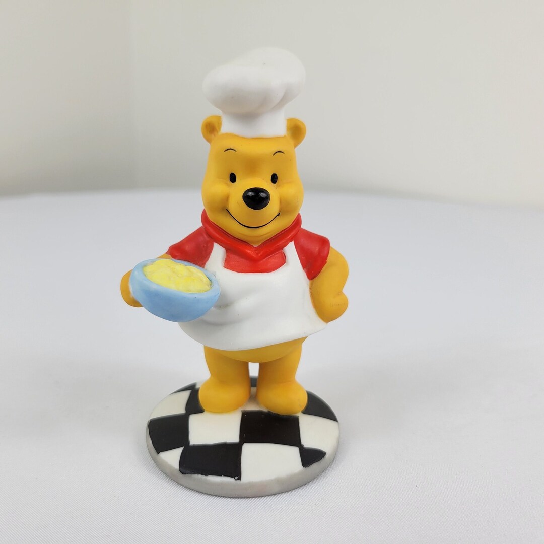 Disney Winnie the Pooh Chef Baker With Hat, Apron & Bowl Figurine Sri ...