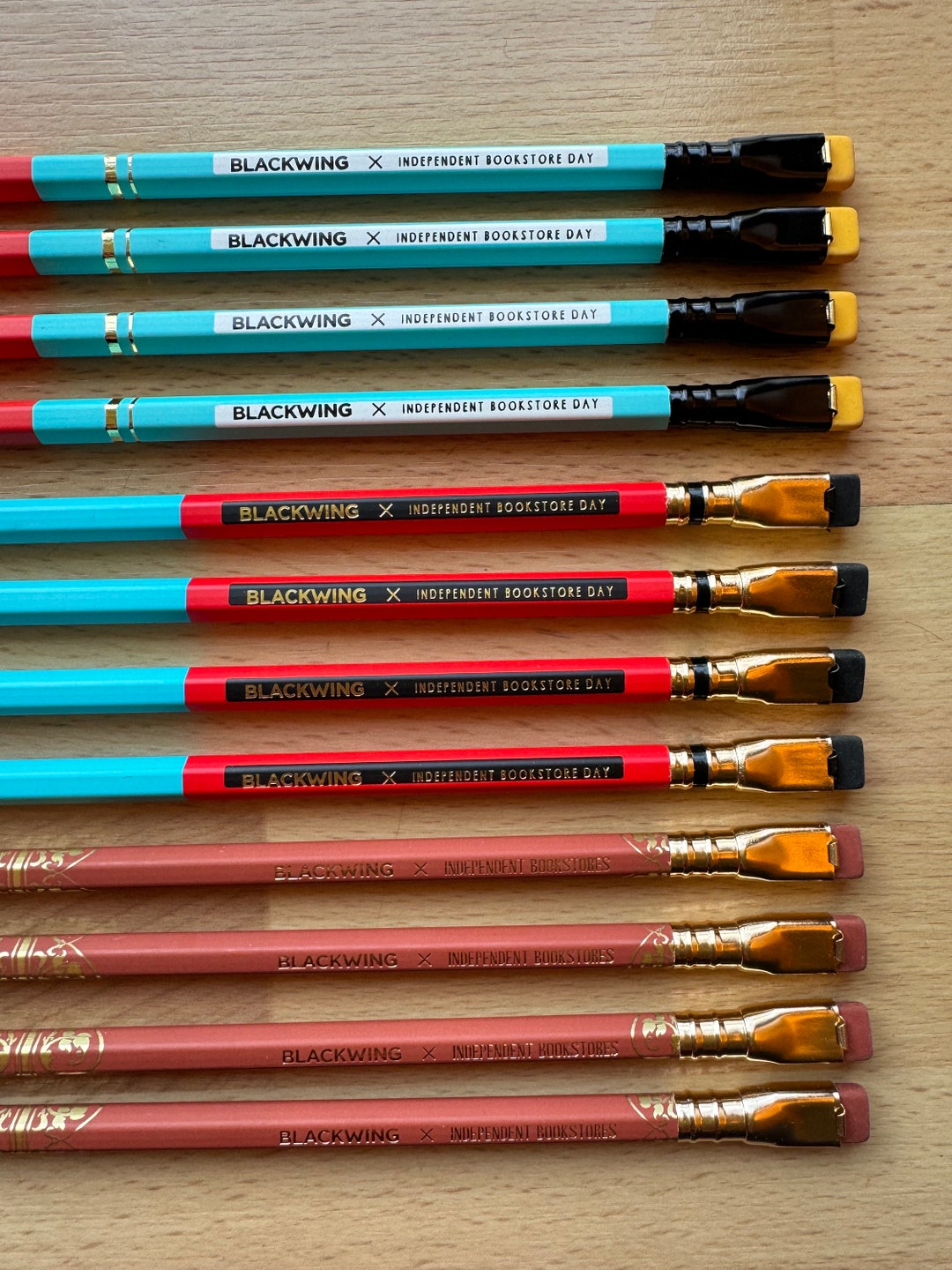 Blackwing X Independent Bookstore Pencils: 12 Pencils no Boxes - Etsy