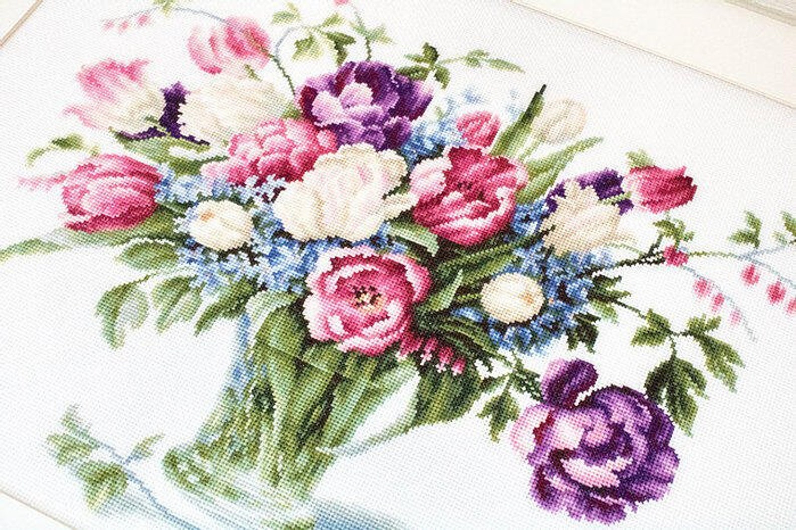 Tulips - Cross Stitch KIT, Floral Modern Cross Stitch Pattern ...