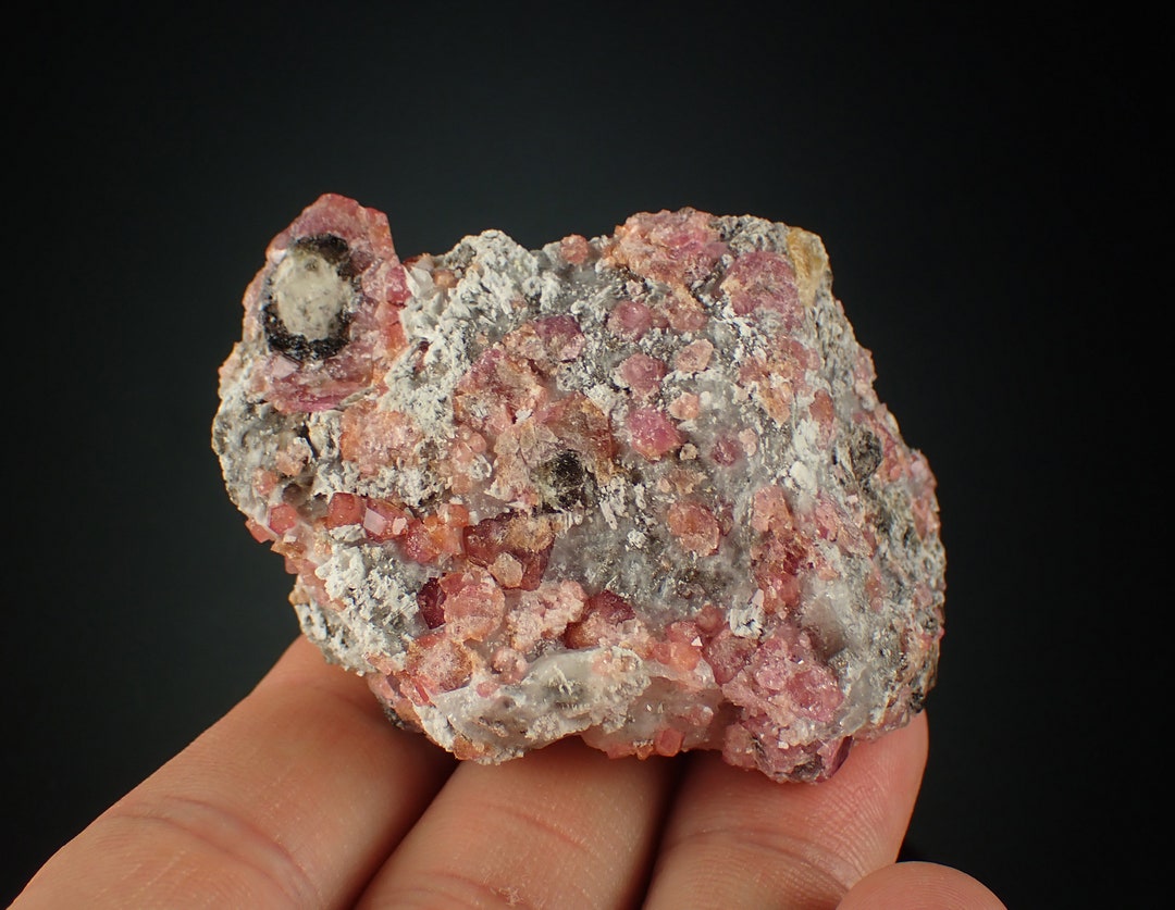 GARNET Var ROSOLITE Crystal Cluster From MEXICO 1091N - Etsy