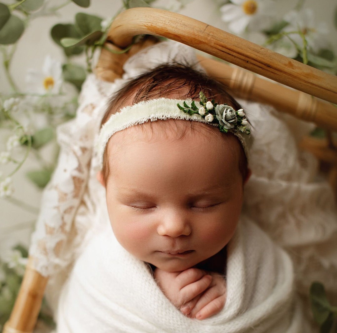 Adorable Light Green Soft Look Velvet Headband With Natural Greenery ...