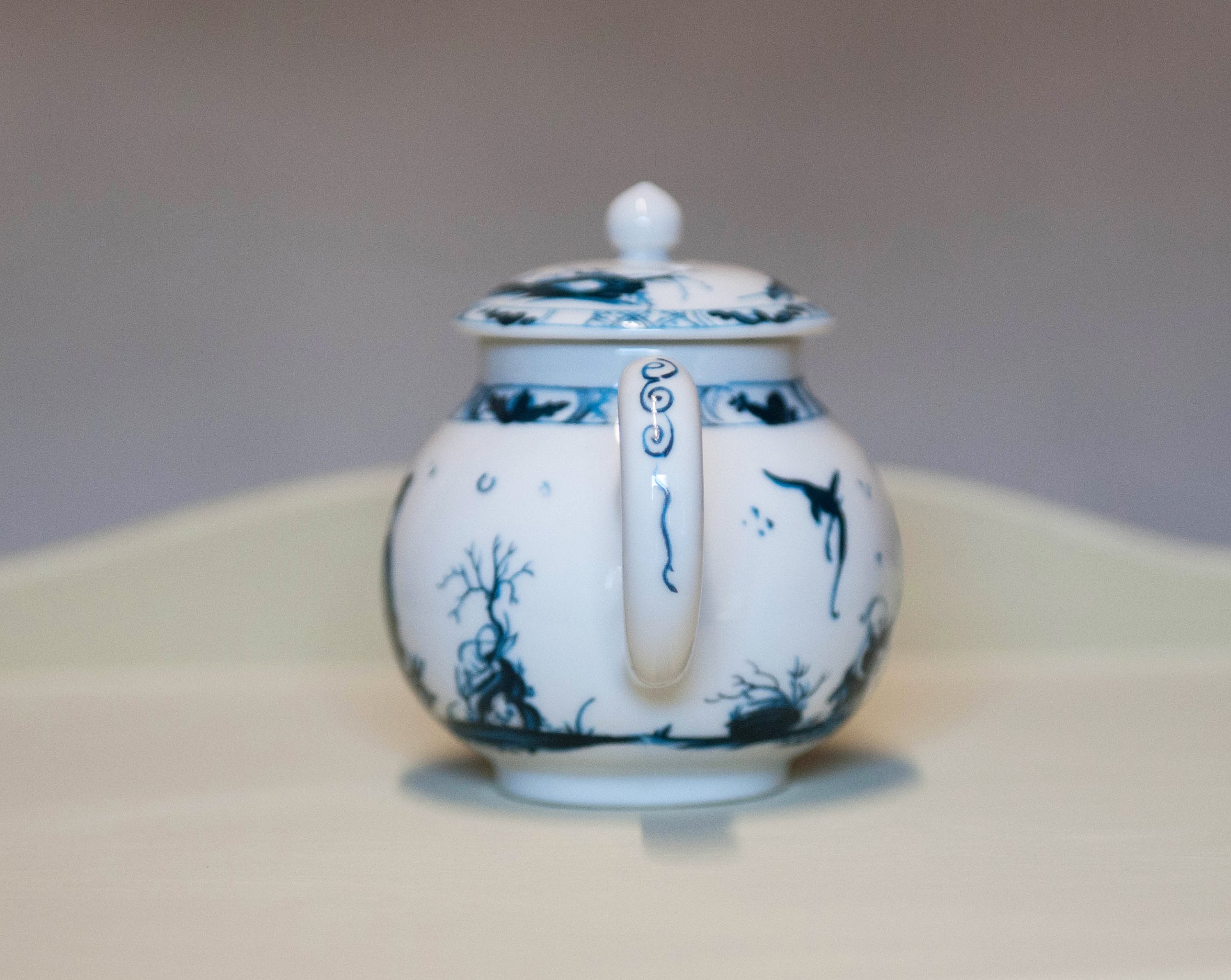 A Vintage Franklin Mint Victoria and Albert Museum Porcelain Worcester ...