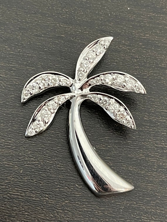 Diamond Palm Tree in 14K White Gold - Gem