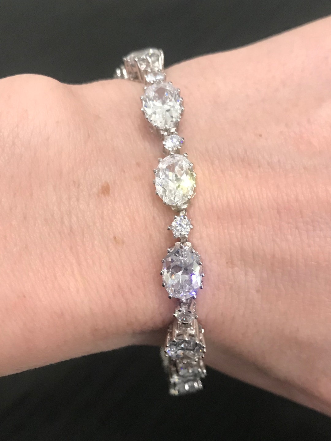 Stauer Glam Oval and Round Alternating Cubic Zirconia Bracelet in ...