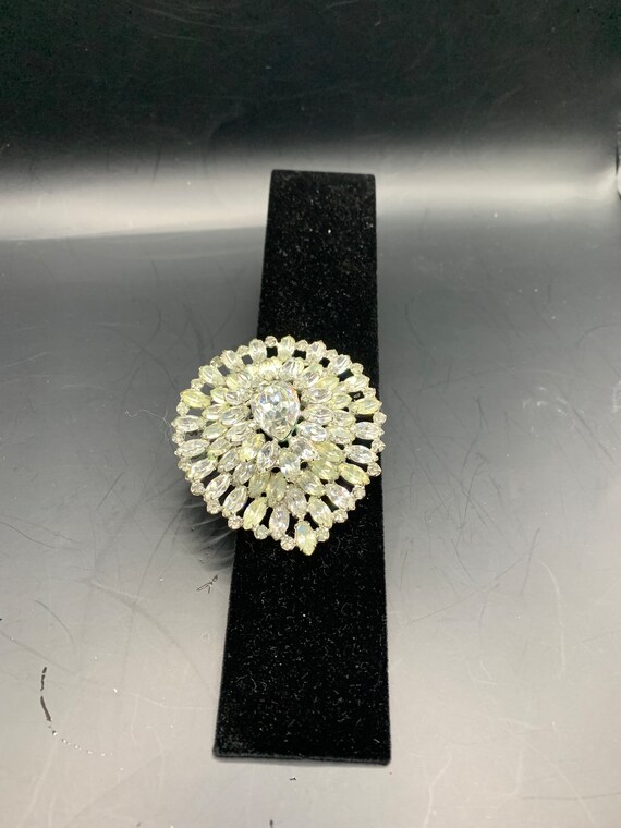 WEISS CO signed two tier gorgeous vintage brooch clea… - Gem