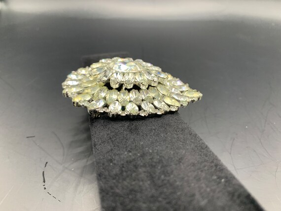 WEISS CO signed two tier gorgeous vintage brooch clea… - Gem