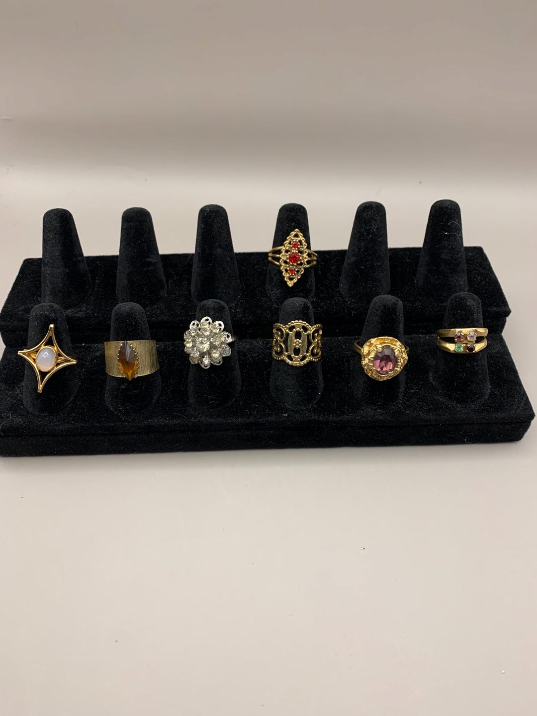 7 Vintage Sarah Coventry Rings - Etsy