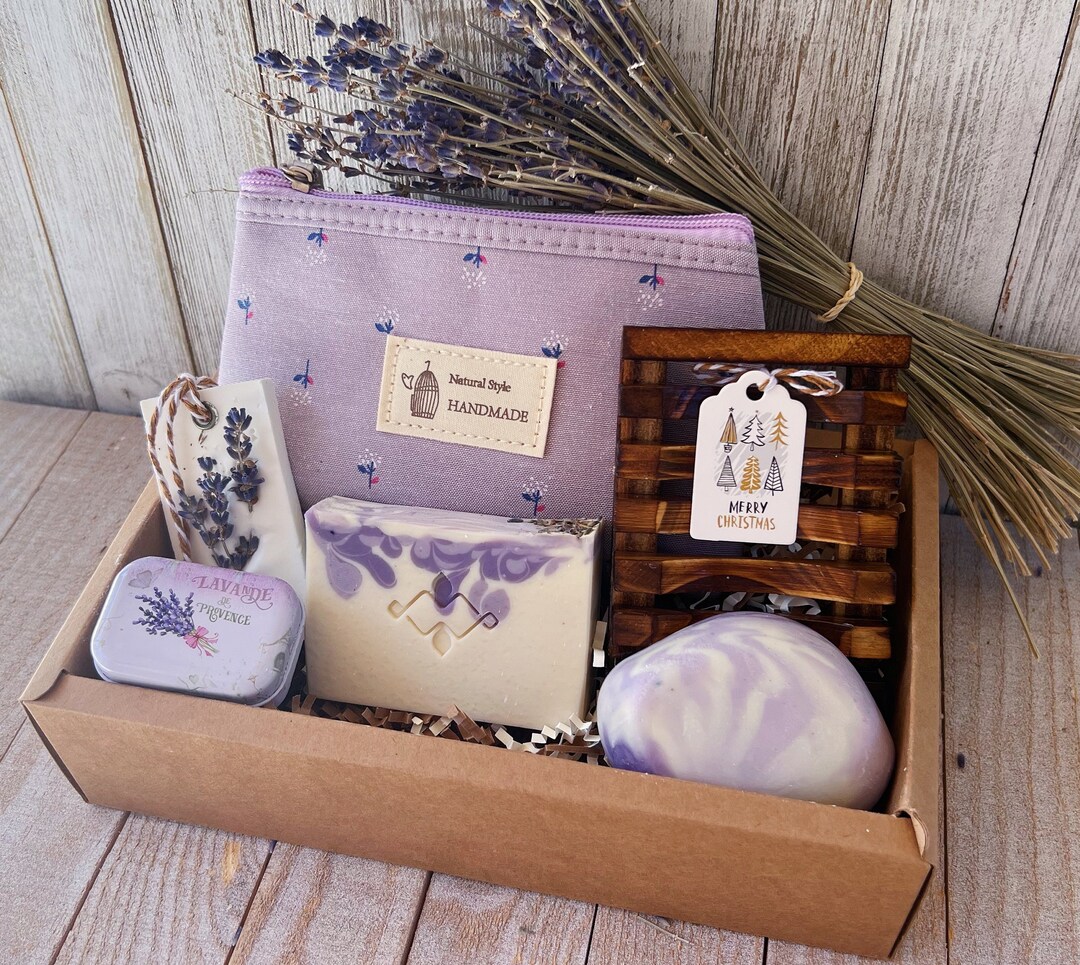 Christmas Lavender Self-care Gift Box for Mom From Daughter, All ...