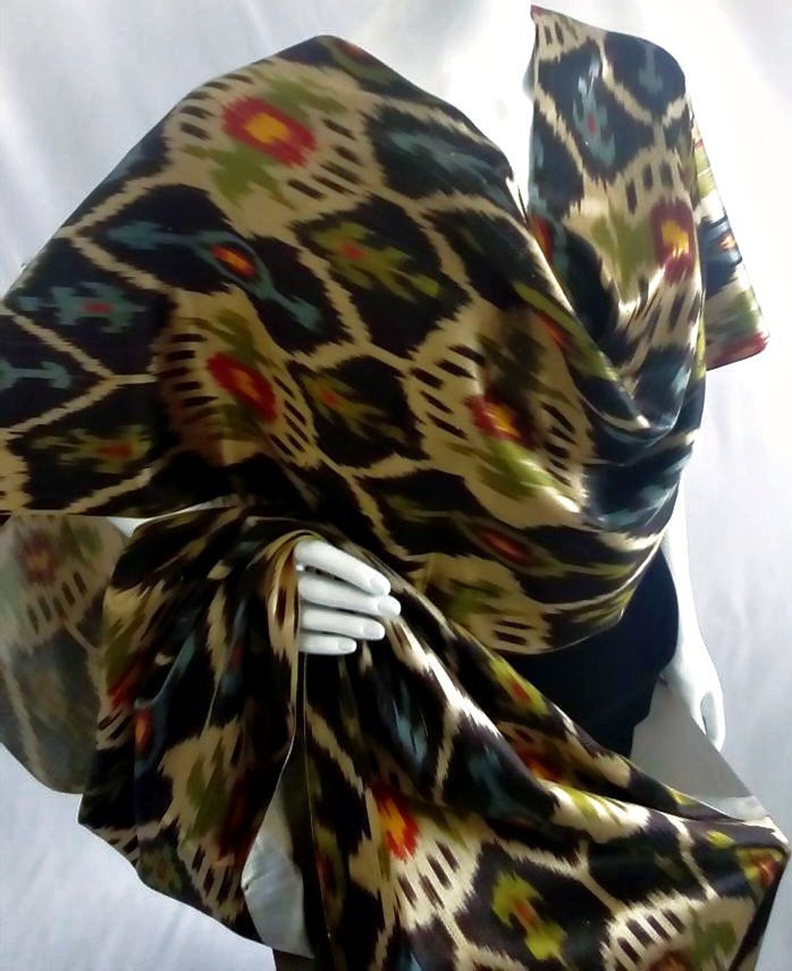 Patterned Silk Adras Fabric, 100% Handwoven Uzbek Fabric, Tan, Blue ...