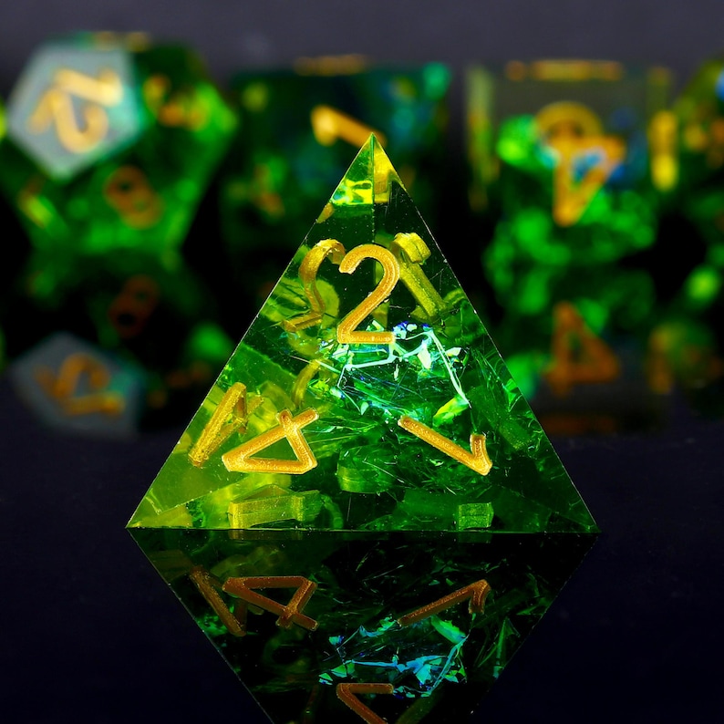 Handmade Sharp Edge Green Resin Dice Set: Sparkling Mylar DND Dice - Etsy