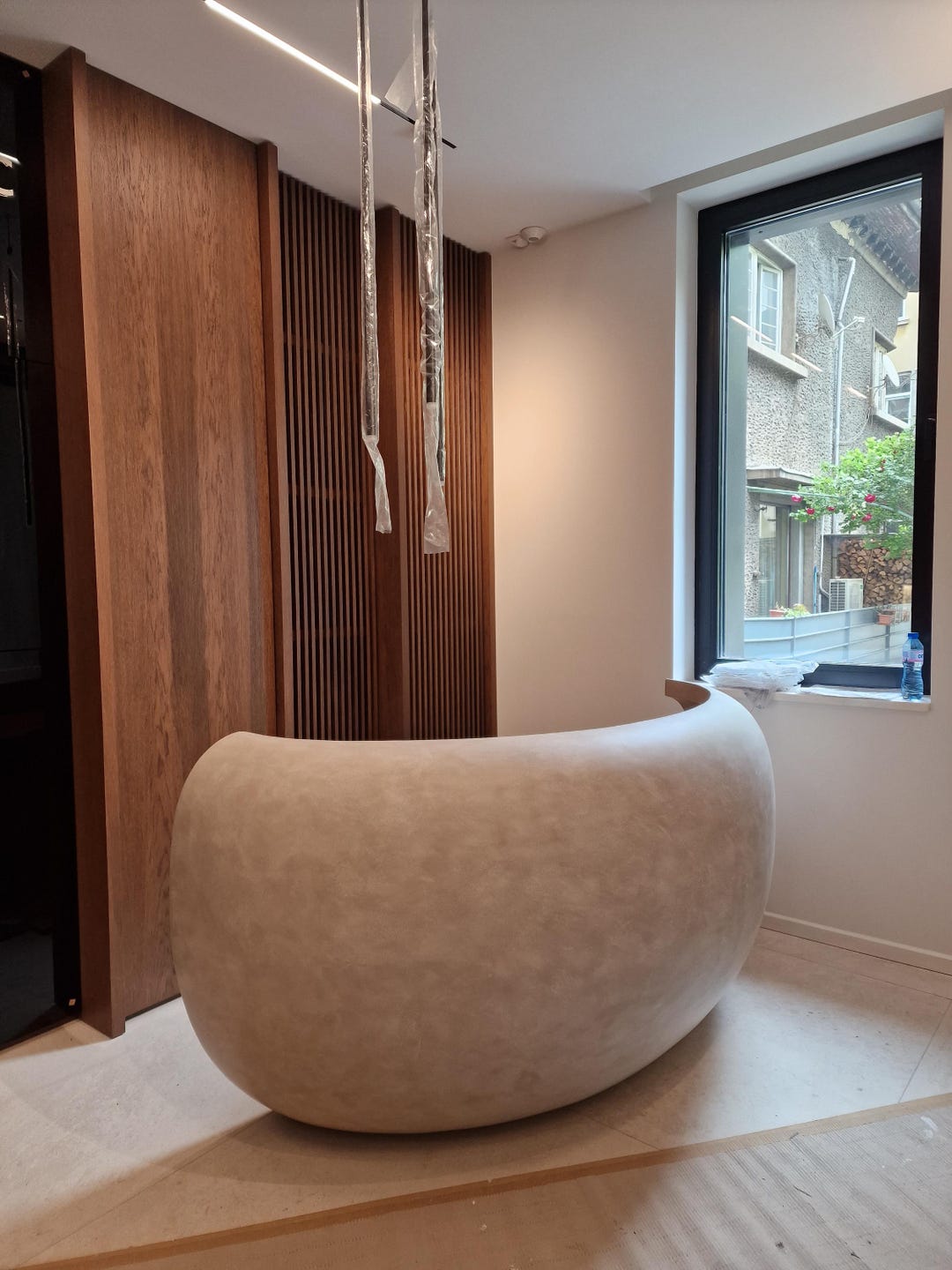 Curved Reception Desk - Modern Front Desk for Boutique Hotel, SPA ...