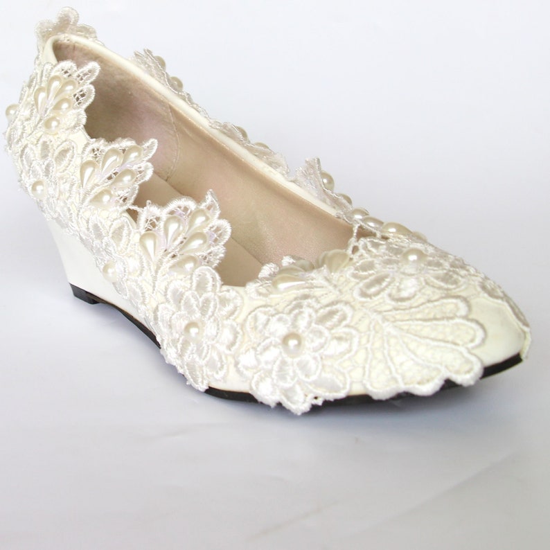 White Lace Pearls Shoes Wedding Leather Shoes Bridal Pumps - Etsy
