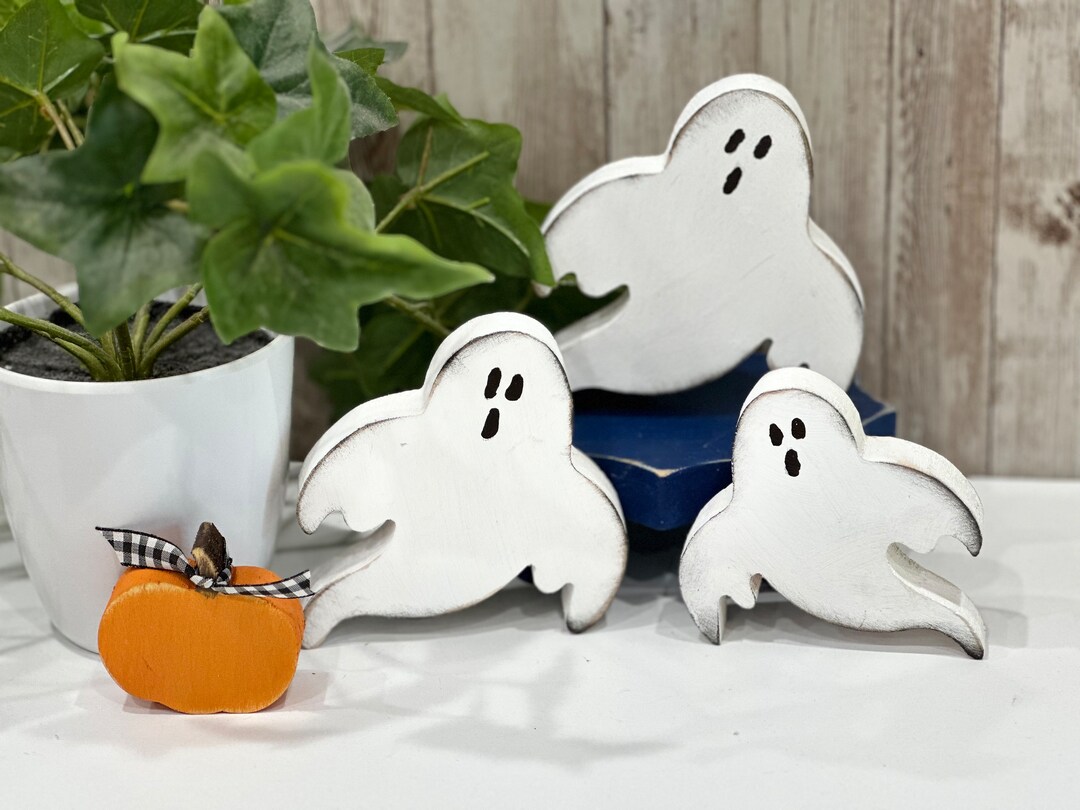 Wood Ghost Family Trio, Halloween Collectables, Spooky Home Decor ...
