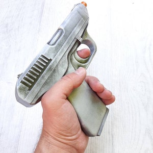 Resident Evil matilda Gun Leon Kennedy's Pistol,fully FINISHED Full ...