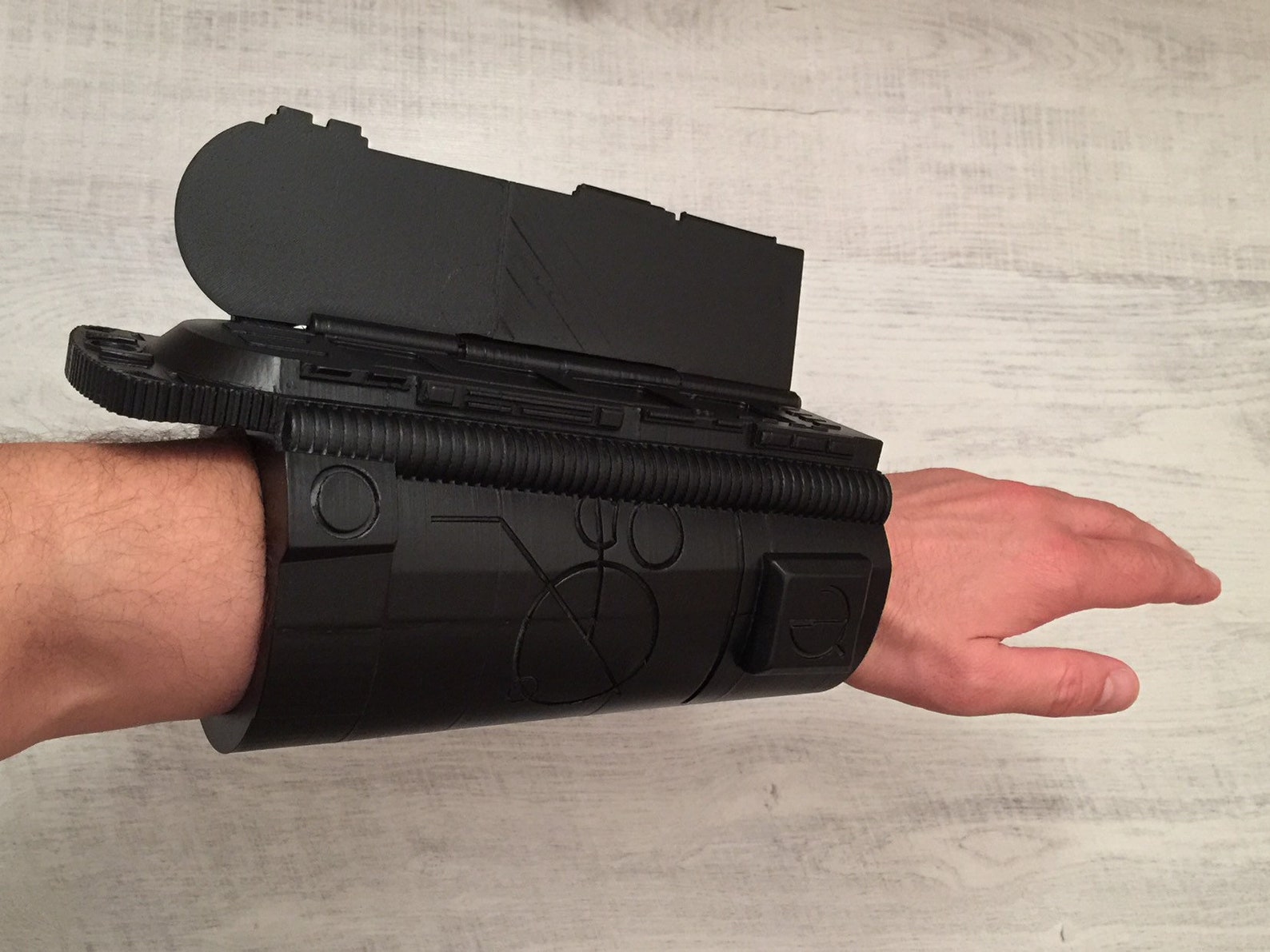 PREDATOR Gauntlet Left Hand Computer Gauntlet Forearm Wrist - Etsy ...