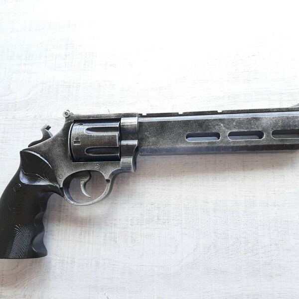 Revolver 44 Magnum Cosplay - Etsy