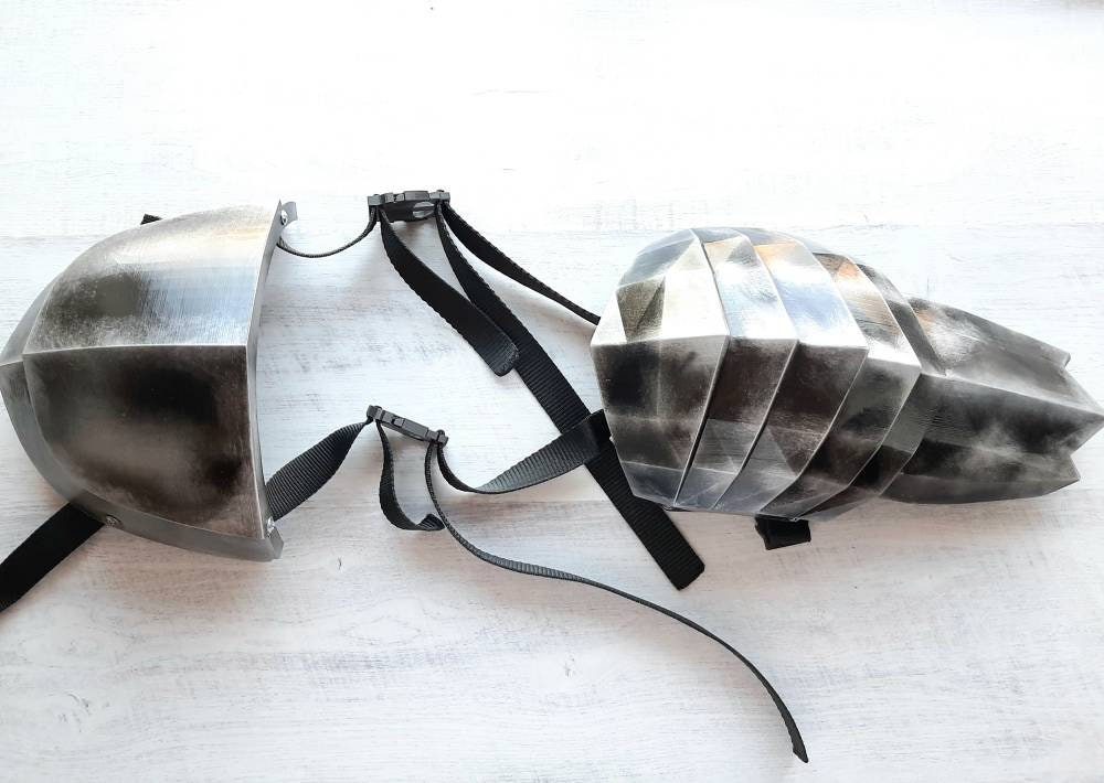 Predator Shoulder Set Leftright Predator Pauldronspredator | Etsy