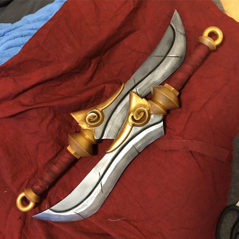 League of Legends Warring Kingdom's Katarina blades / daggers League of ...