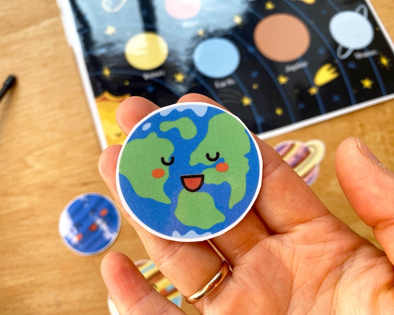 Solar System Busy Book Page, Planet Matching Worksheet for Toddlers ...