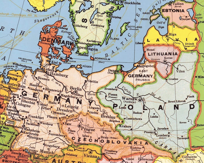 Bacons Standard Map of EUROPE 1920 by GW Bacon Implementation of ...