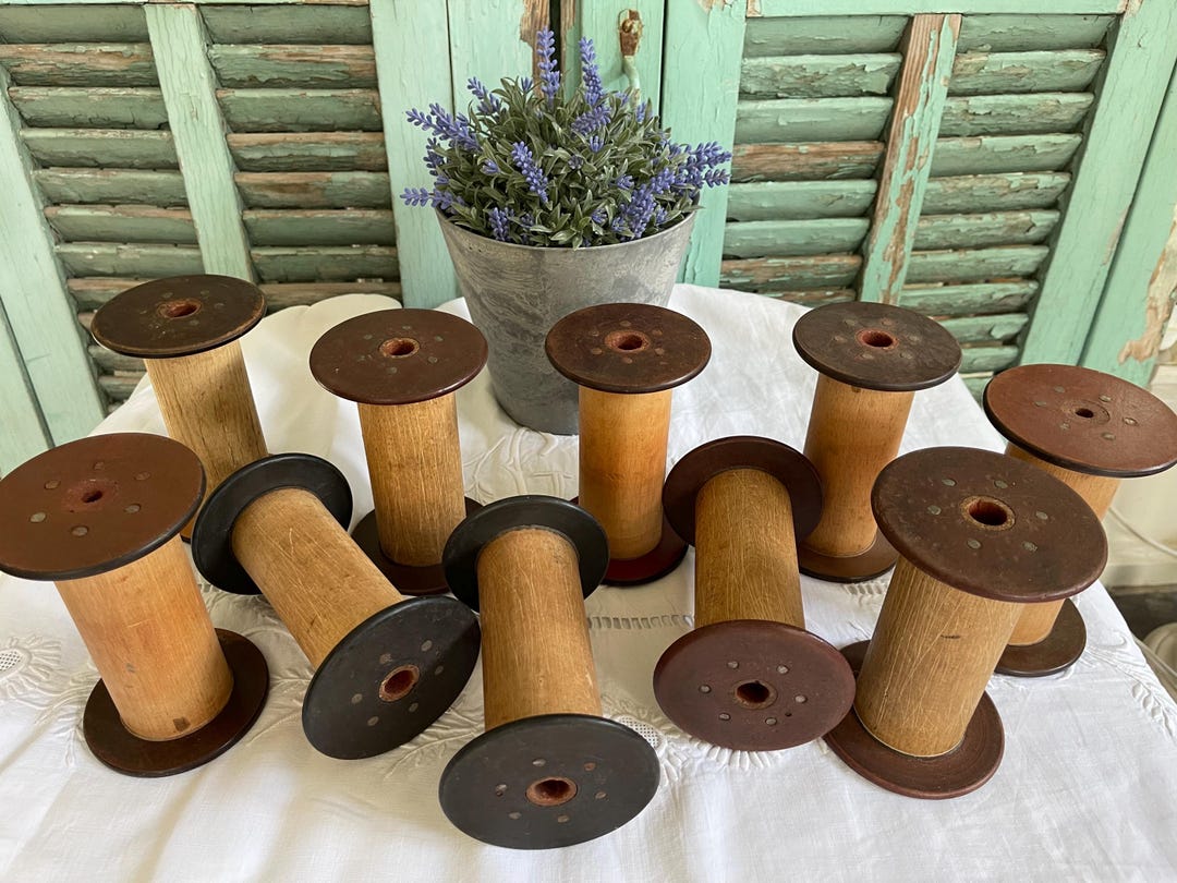 2 VINTAGE FRENCH BOBBINS Spools Wood and Bakelite - Etsy
