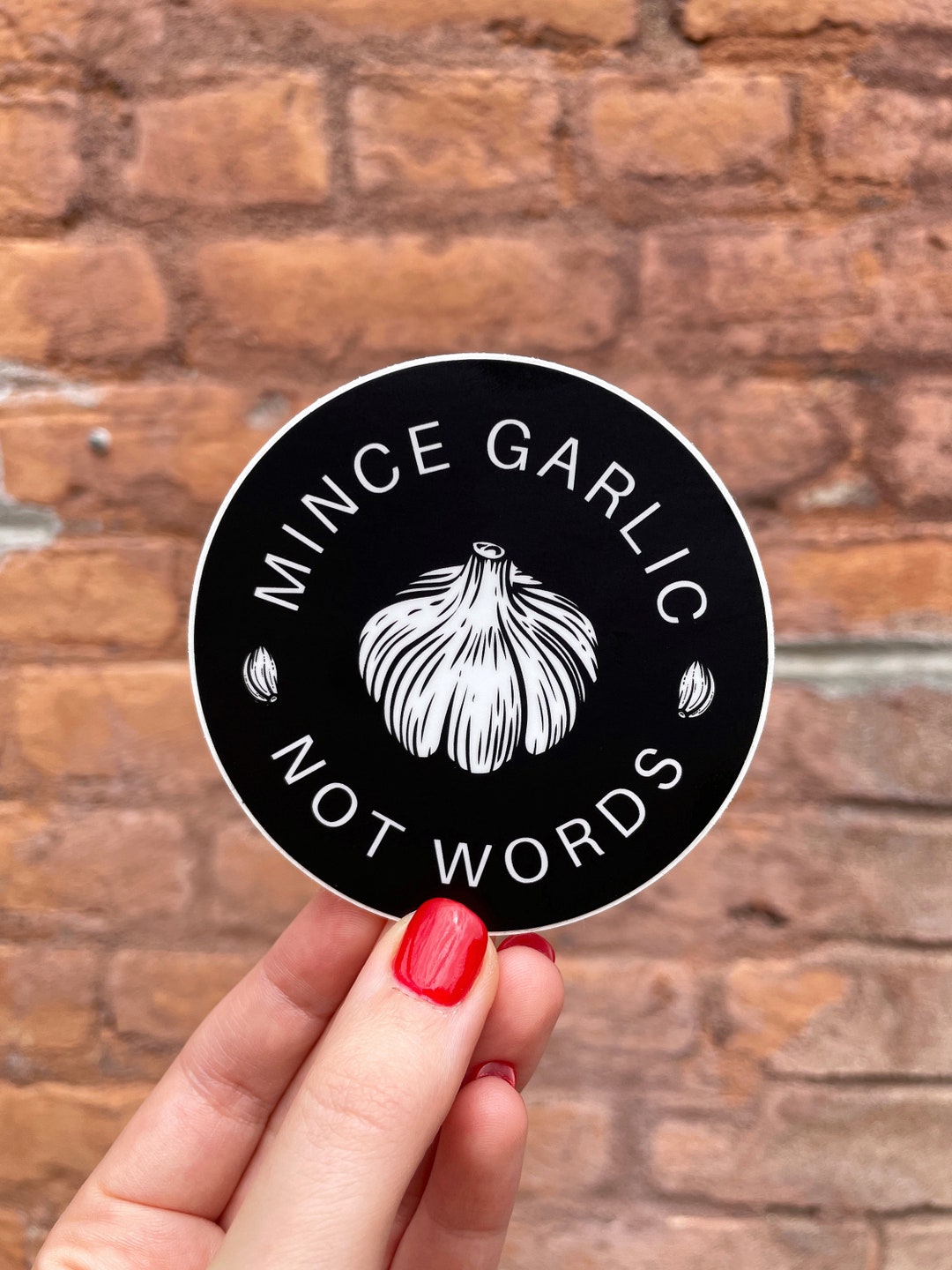 Garlic Vinyl Circle Sticker — Food, Design, Stationary, Cooking, Gift ...