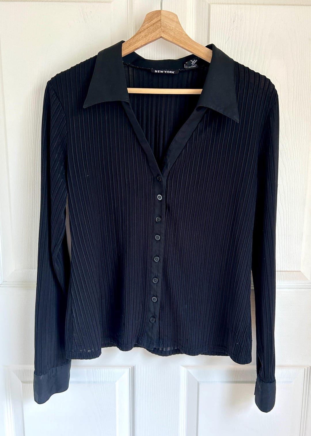 90's Does 70's Dagger Collar Black Fitted Long Sleeve Polo Size Medium ...