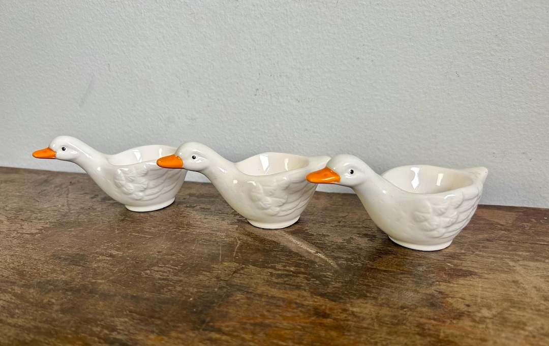 Vintage White Porcelain Duck Egg Cups, Set of 3 Vintage Kitchenware ...