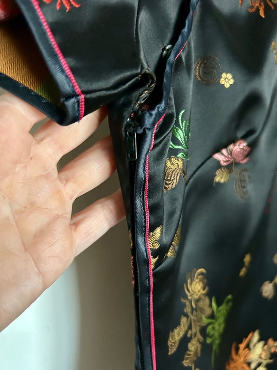 Vintage Womens Chinese Black Cheongsam Qipao Asian To… - Gem
