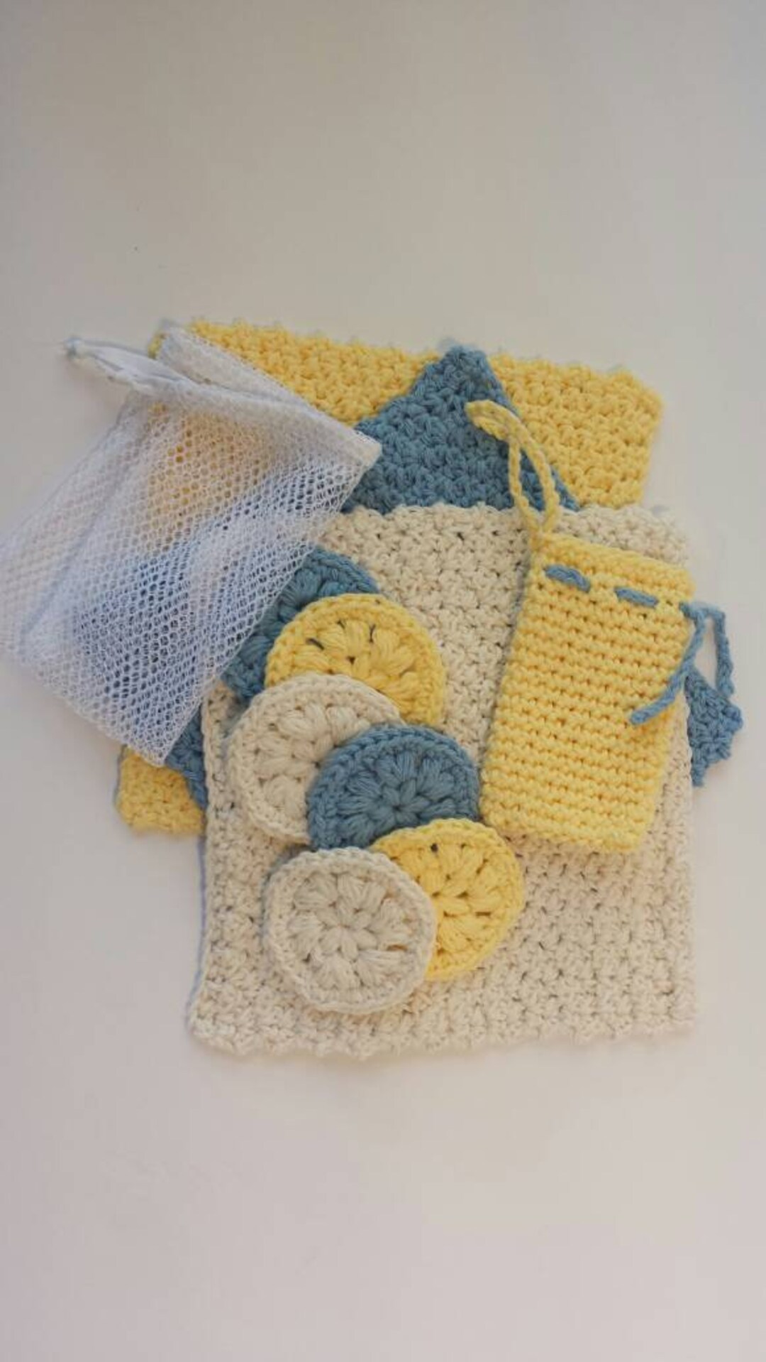 Spa Set, 3 Wash Clothes, 6 Face Scrubbies, Soap Pouch and Washing Bag ...